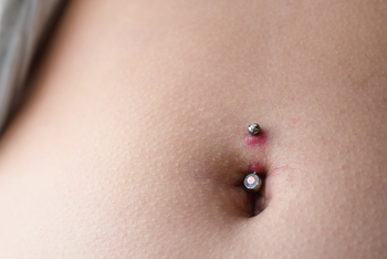 Is Your Piercing Rejecting? Causes, Signs & How to Respond – piercedowl